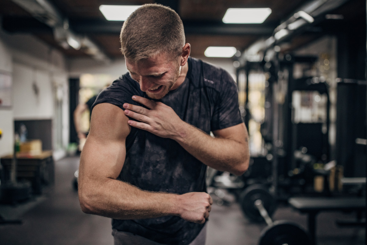Coach: This Underrated Strength Move Helps Eliminate Shoulder Pain