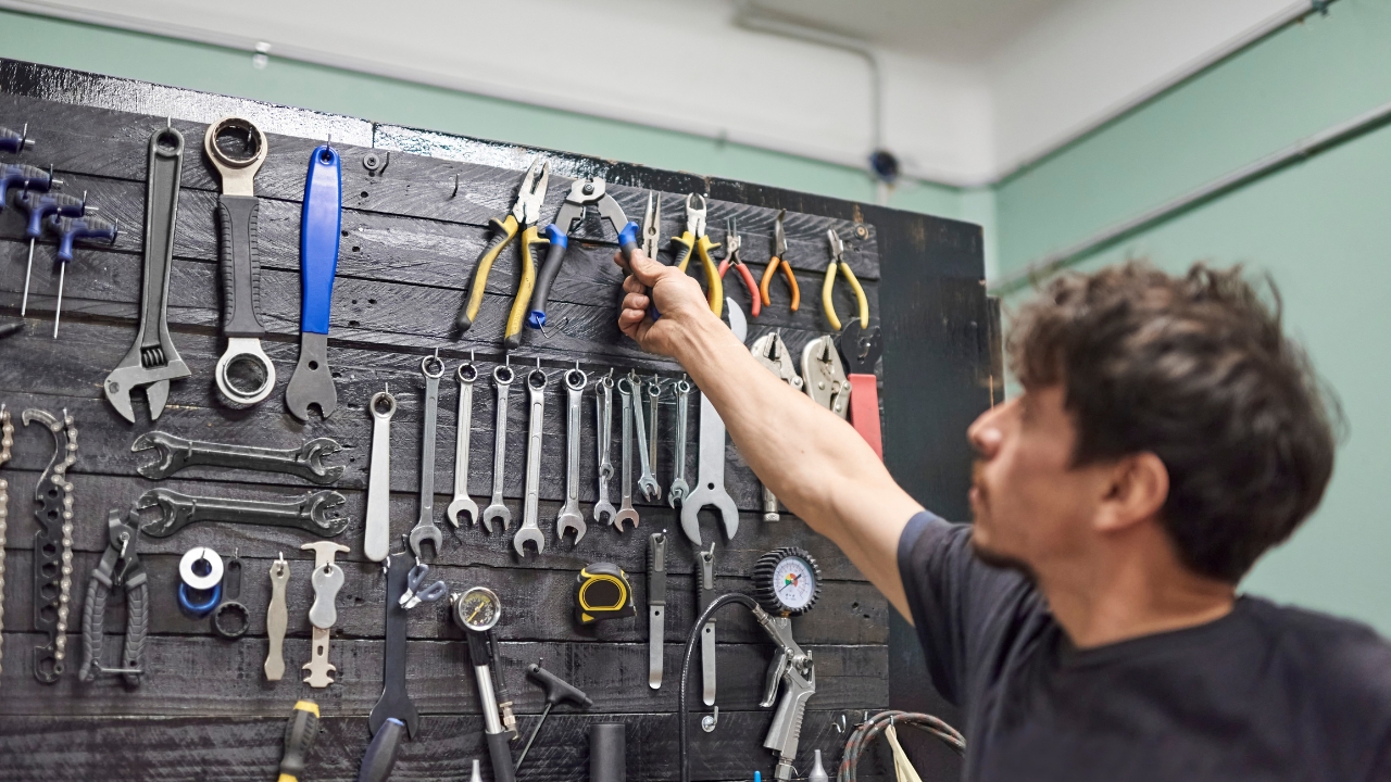 10 Tools Every Home DIYer Should Own