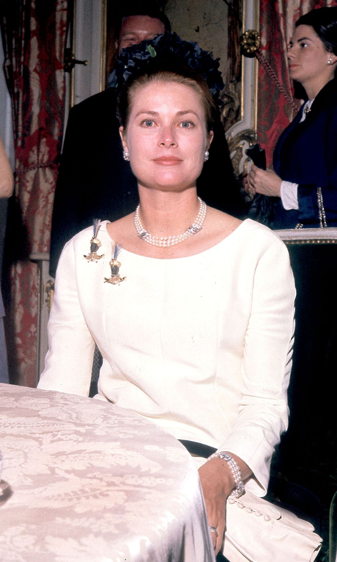 El look de Charlene de Mónaco para su cita con el tenis: traje 'efecto ...