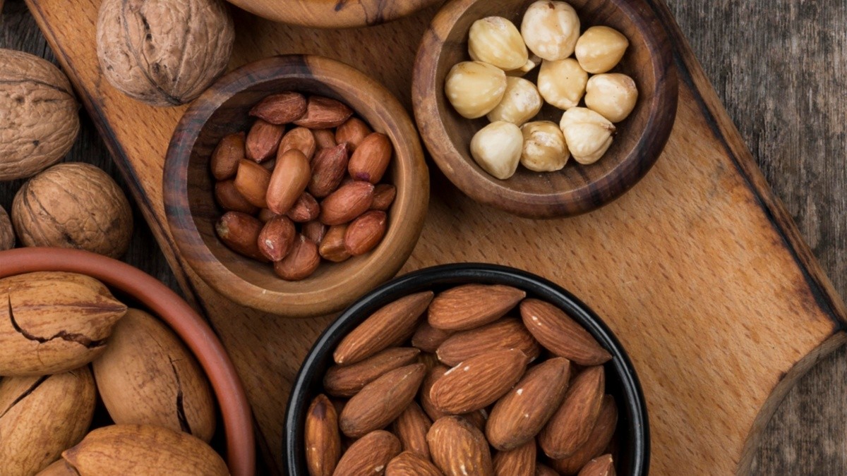 Take Note of the Top 10 Healthiest Nuts (From 1 to 10!)