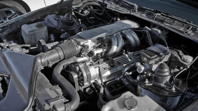 Chevy's 305 Small-Block Was Way Better Than Everyone Thought