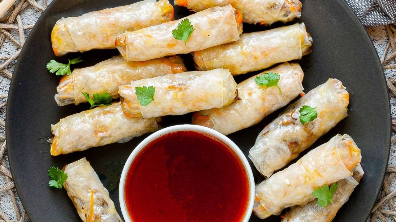 13 High-Protein Snacks to Beat the 3PM Slump