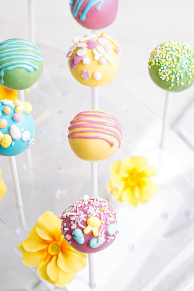 Easter Cake Pops