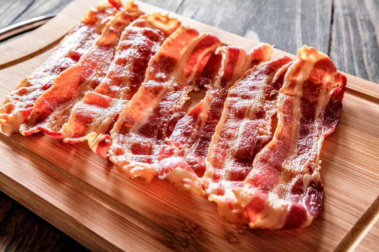 Chef's three 'perfectly crisp' bacon methods that all take minutes