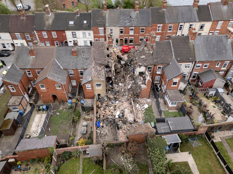 First picture of dad killed after house reduced to rubble in Worksop ...