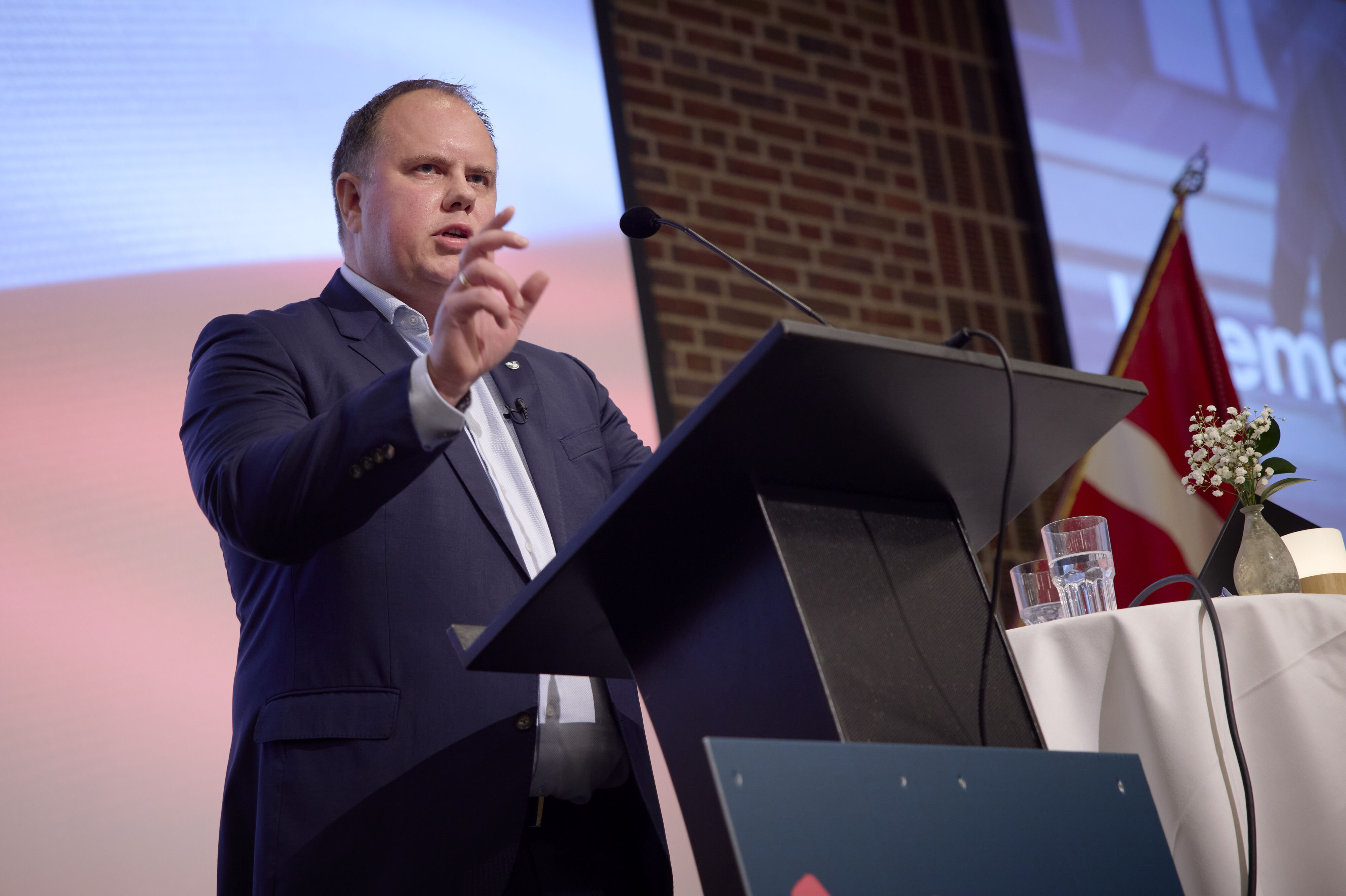 Mindst fire går efter ledig formandspost i Nye Borgerlige