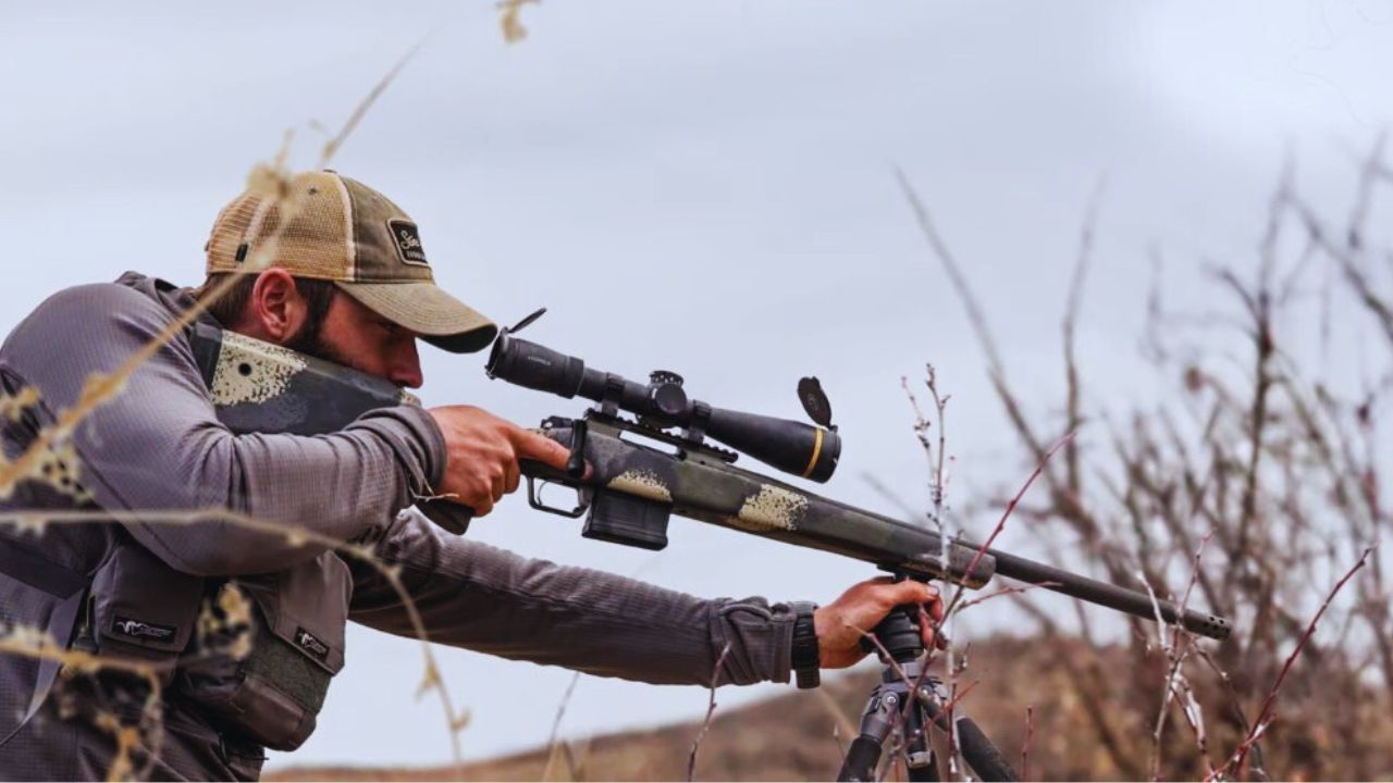 6 Long-Range Rifles That Make Hitting 1000M Look Simple