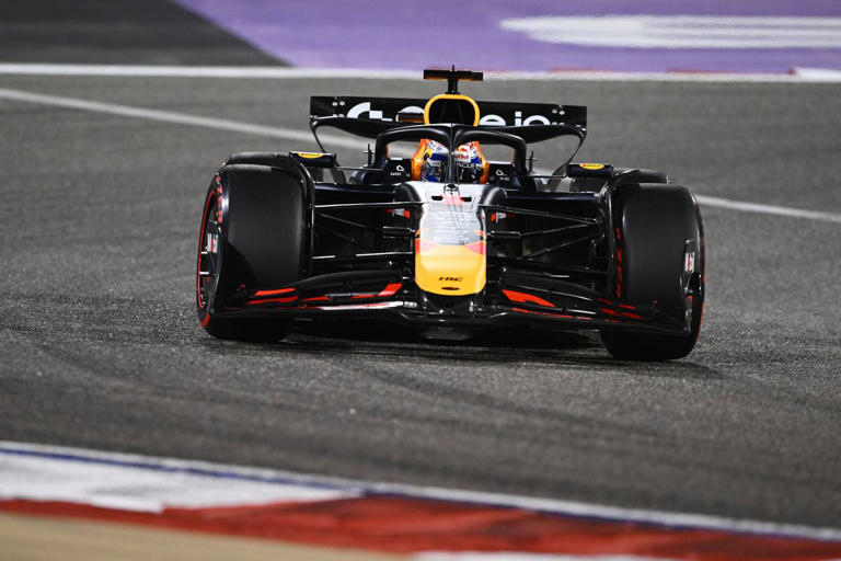 LIVE F1 | De Grand Prix van Bahrein met Verstappen vanaf P7
