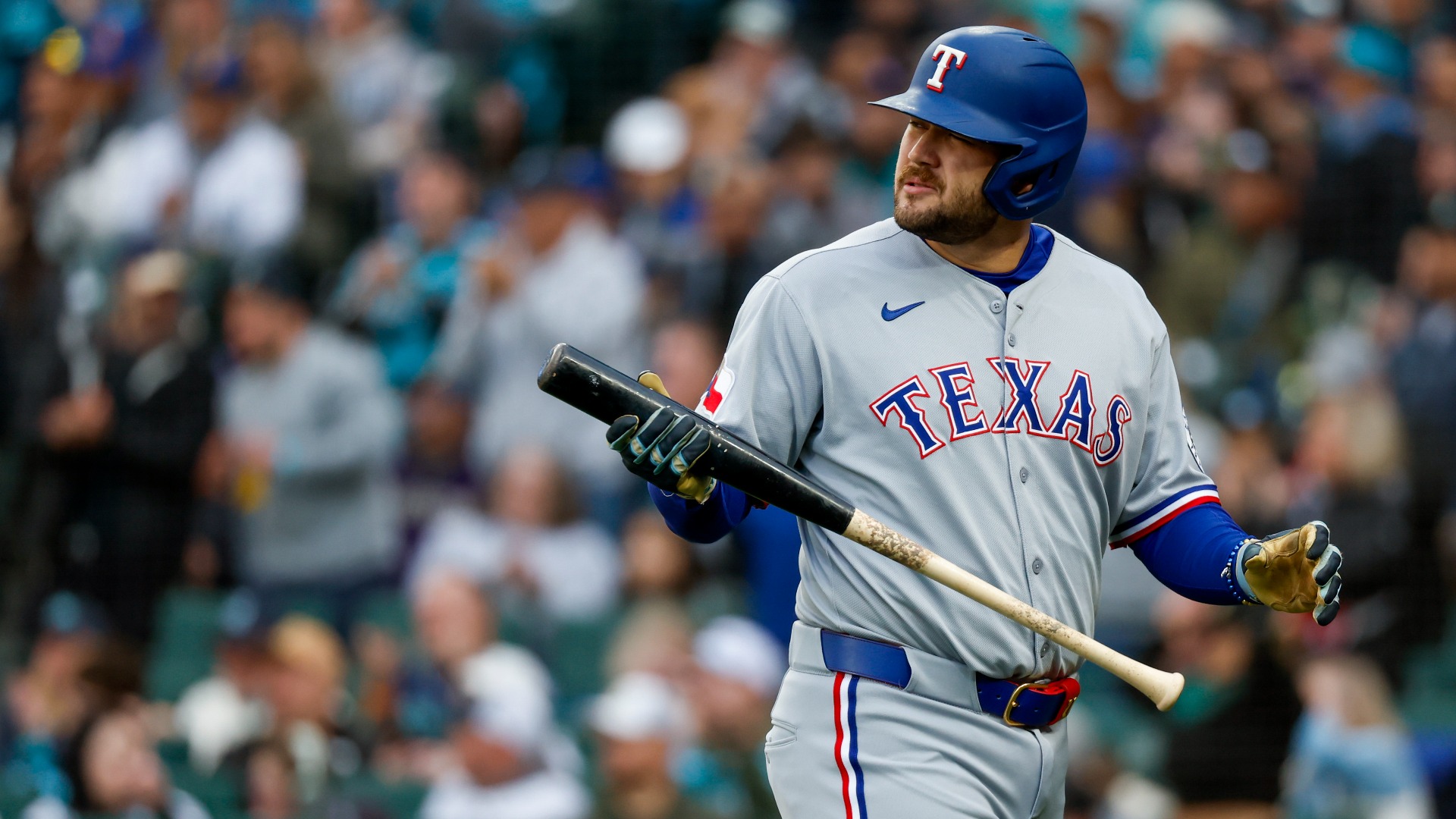 Jake Burger's Struggle & Potential in Texas Rangers