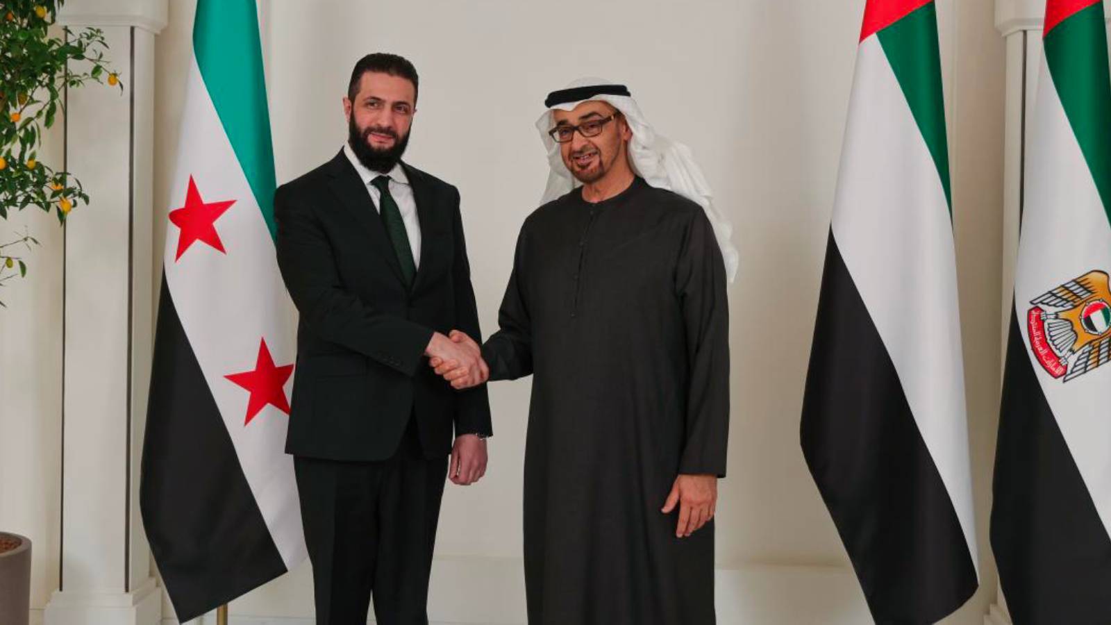 Suriye Geçici Cumhurbaşkanı Colani, BAE Devlet Başkanı Al Nahyan ile ...