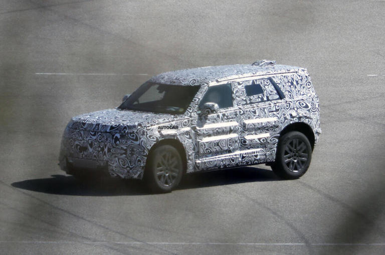 Land Rover Defender Sport: full details on 2027 baby 4x4