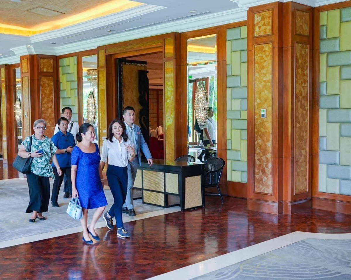 First lady checks possible Asean summit venues in Cebu