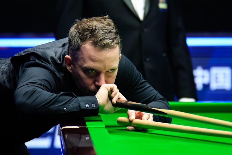 Jamie Jones 'at a crossroads in life' as he balances snooker and new career