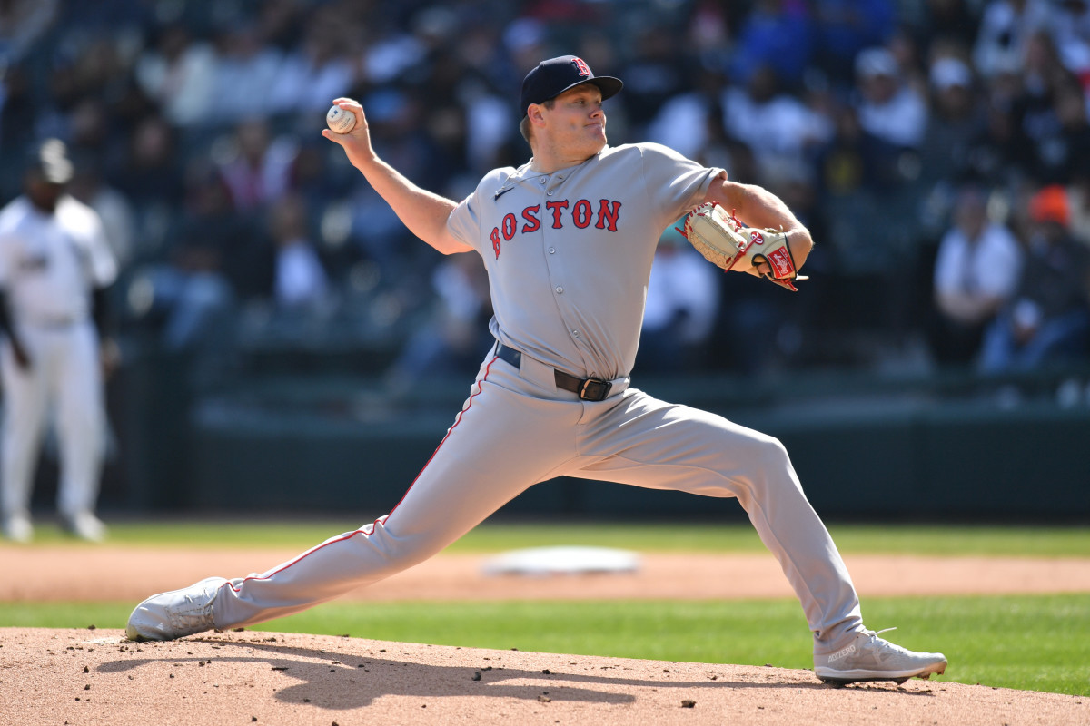 Red Sox Pitcher Richard Fitts Exits Start With Shoulder Pain