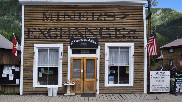 One Of The American West's Best-Preserved Ghost Towns Is An Enchanting ...