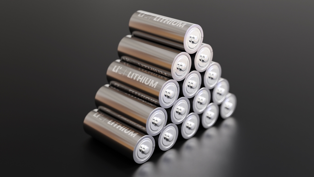 4 Battery Myths Busted (and How It Really Works)