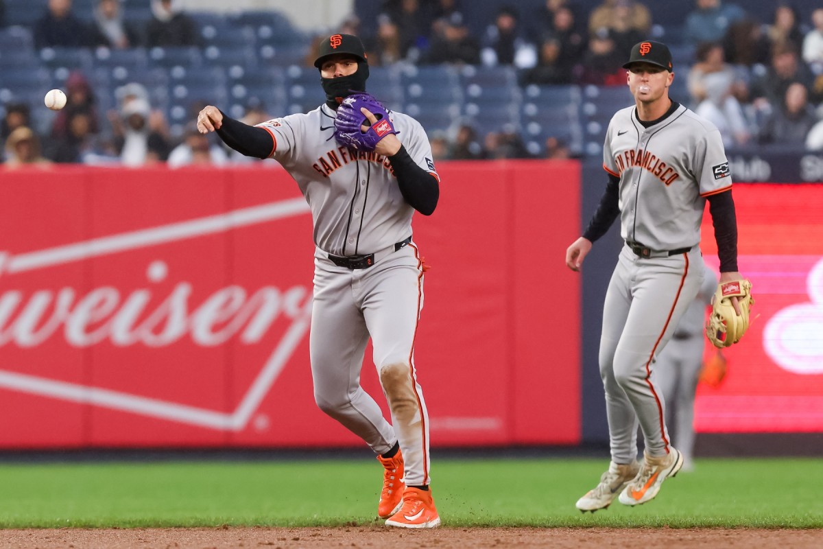 Giants Shortstop Reveals He Nearly Signed With Yankees in December