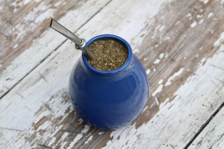 5 beneficios de tomar mate, la famosa bebida que consume Canelo Álvarez ...