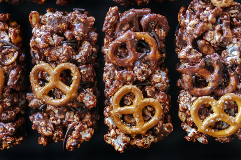 Mexican Chocolate Popcorn Treats