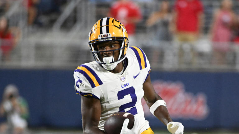Ex-LSU receiver Kyren Lacy died in an apparent suicide during a police ...