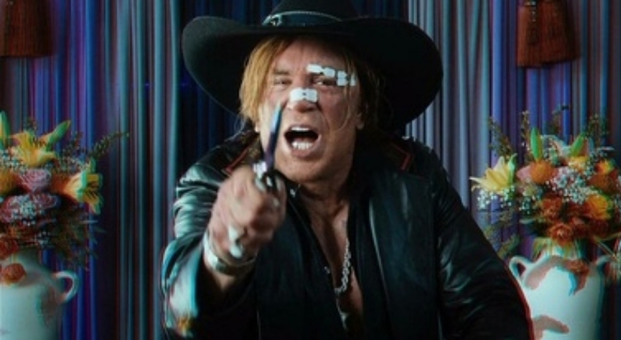 Mickey Rourke cacciato dal Grande Fratello UK dopo 6 giorni: l'ennesima ...