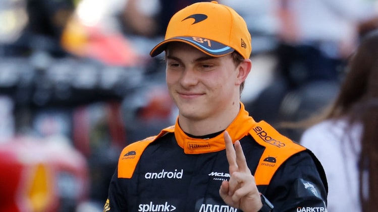 Formula 1: Mclaren's Oscar Piastri wins Bahrain Grand Prix; Russell P2 ...