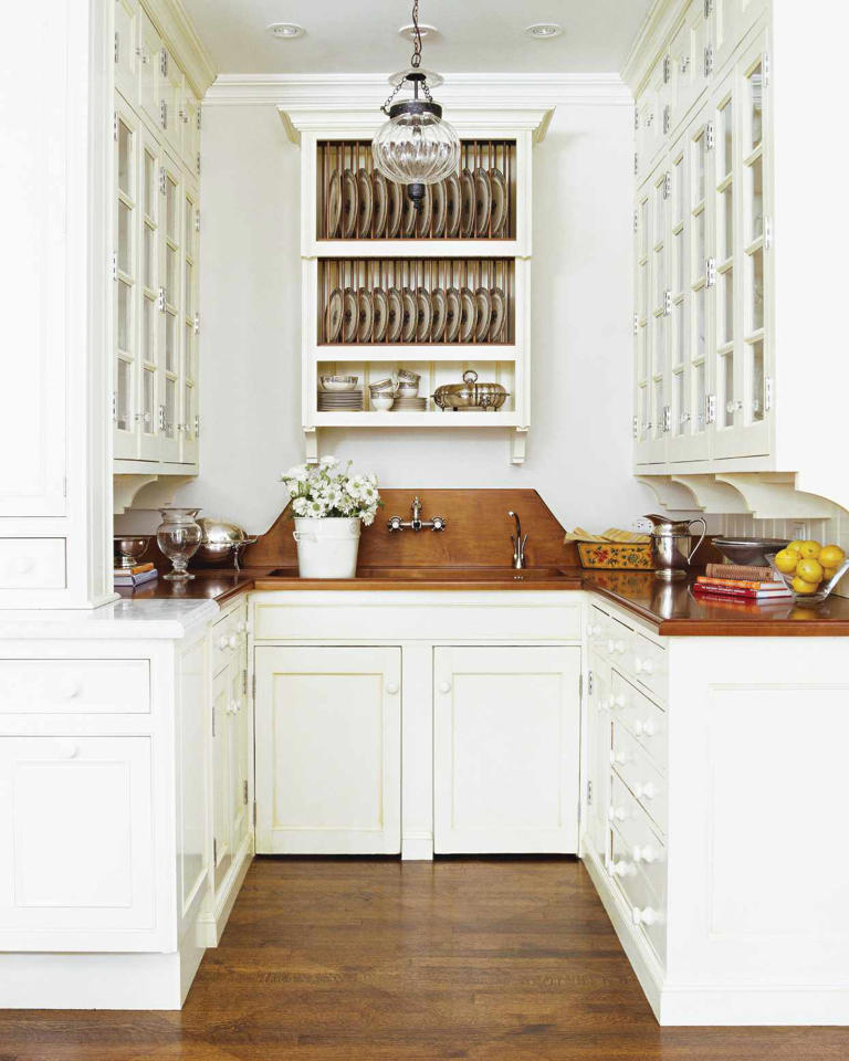 What Is a Dirty Kitchen? This Twist on a Traditional Pantry Is a ...