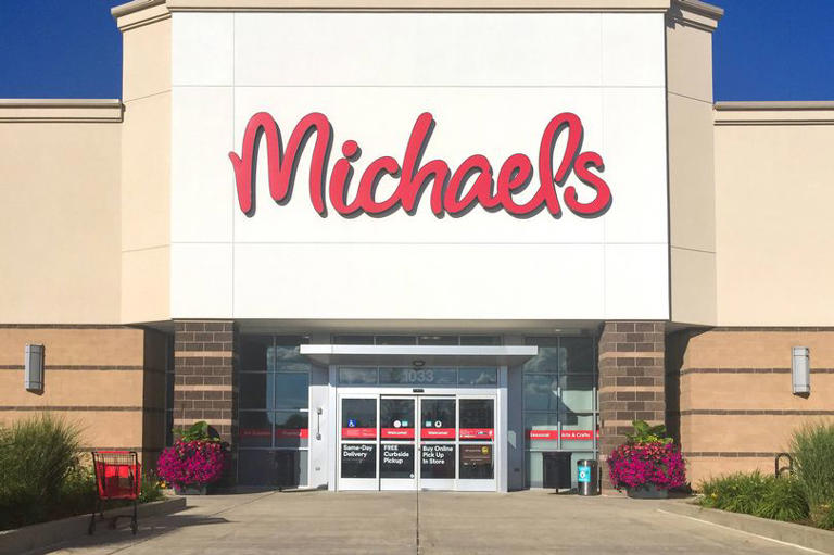 Michaels closing all 1,100 branches across 49 states for 24 hours in ...