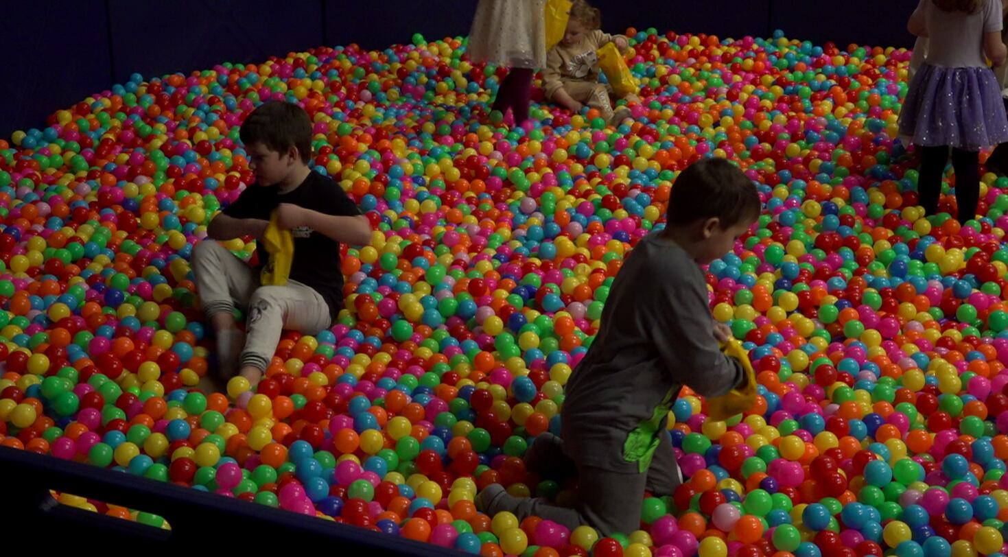 Children from around the Bangor community gather for annual ball pit ...