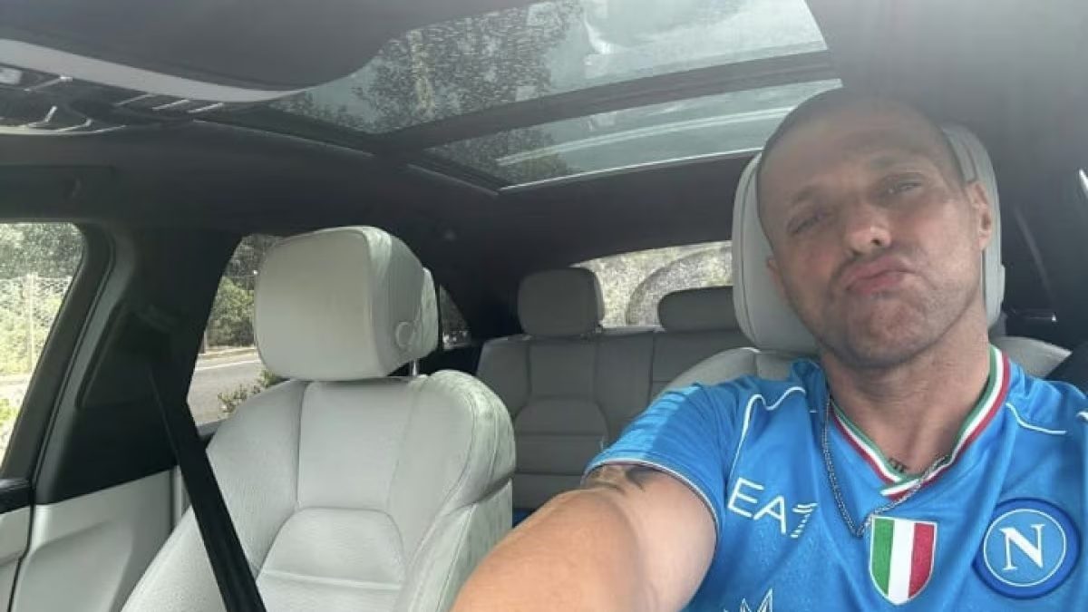 Ultras Lazio pungono la Roma: "Il tuo capo con la maglia del Napoli il ...