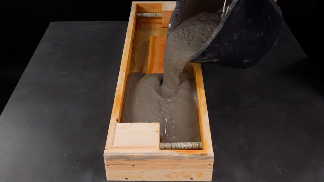 Create DIY Elegant Concrete Garden Boxes