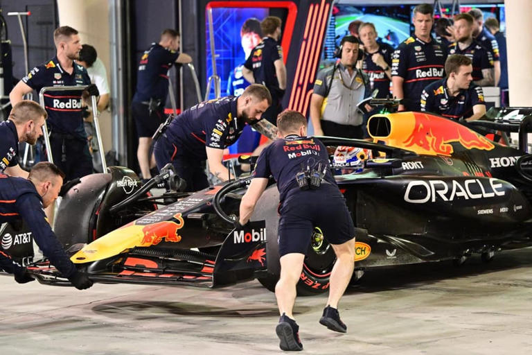 Consultor critica erros “inaceitáveis” da Red Bull e volta a sugerir saída de Verstappen