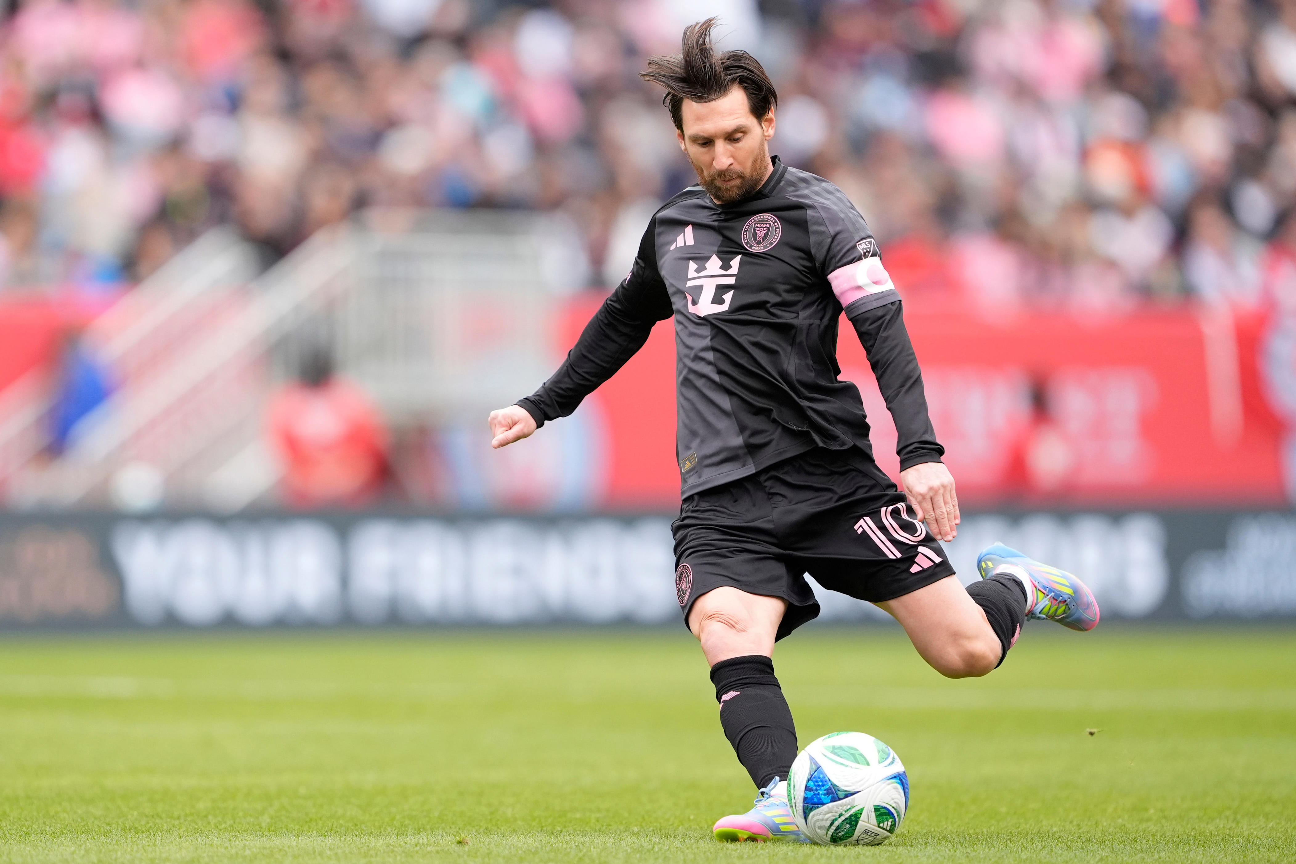 Messi held scoreless, but Chicago Fire sets attendance record in draw ...