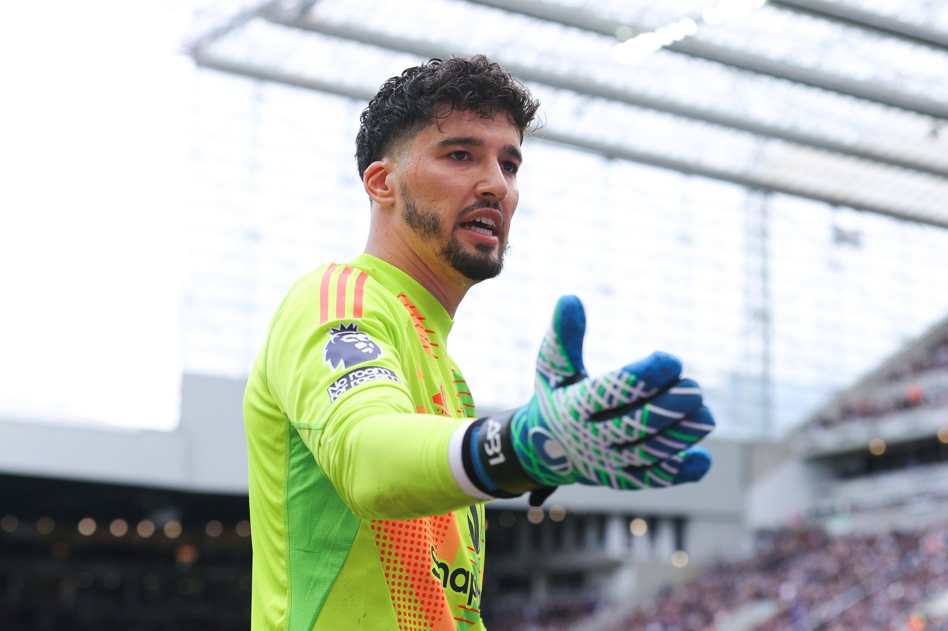 Altay Bayindir sends message to Man Utd fans after embarrassing ...