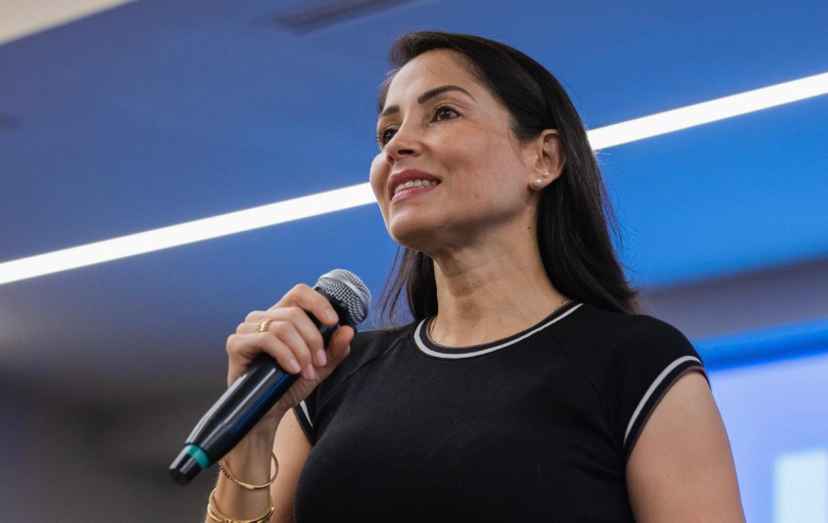 Luisa González: entre la promesa de “revivir Ecuador” y el desafío de marcar perfil propio