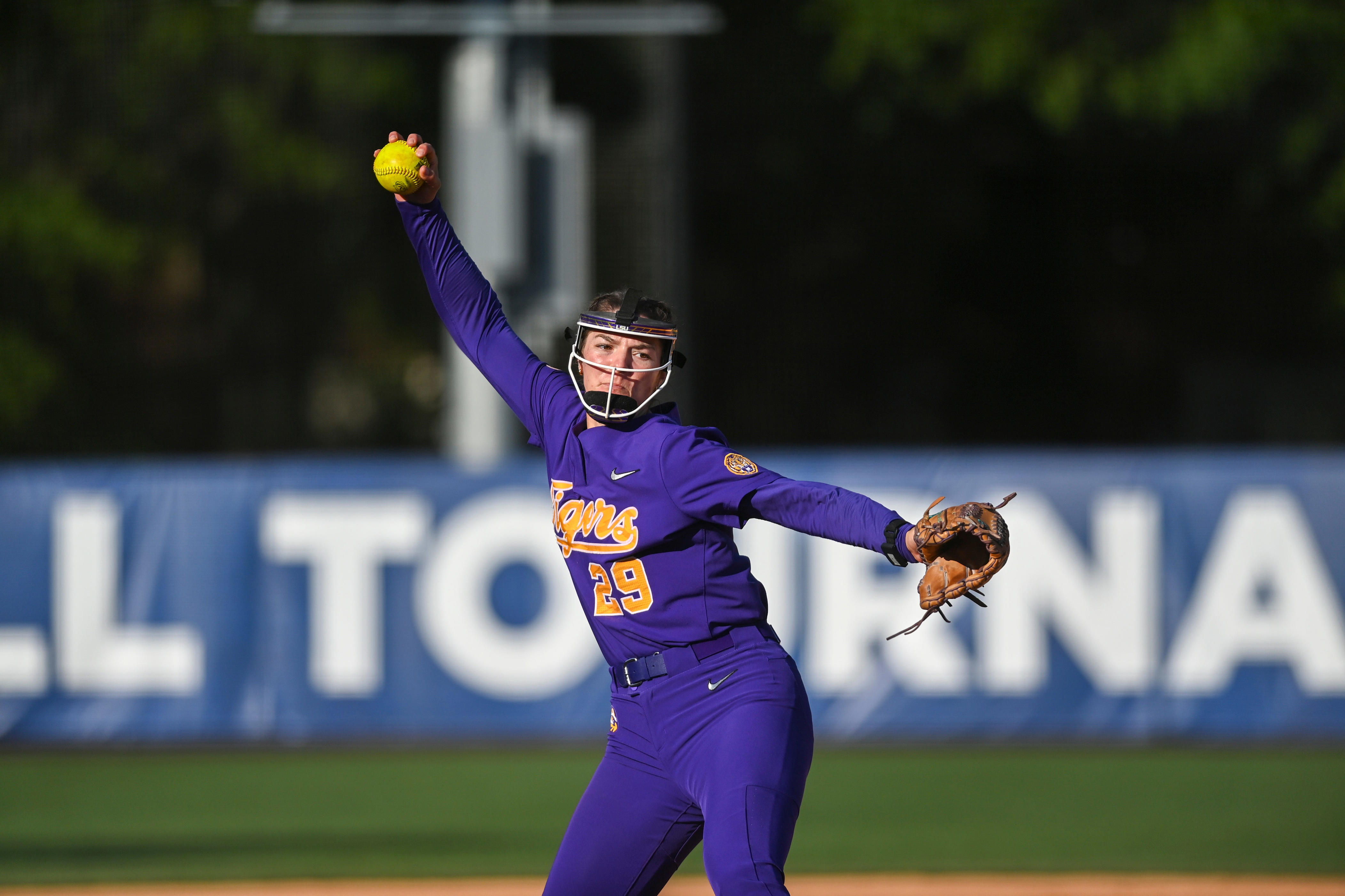 LSU softball falls to Texas A&M, suffers first sweep of the year