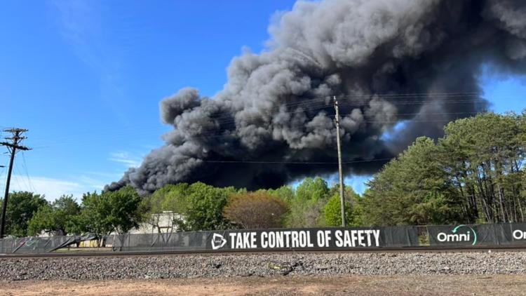 Report outlines OmniSource fire in Kernersville that injured a firefighter