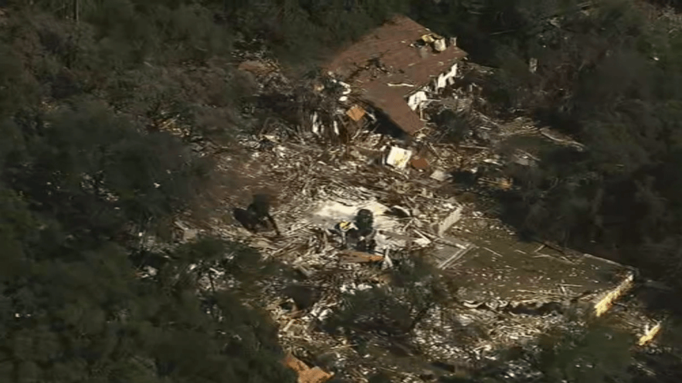 House explosion in NW Austin leaves multiple people injured and homes ...