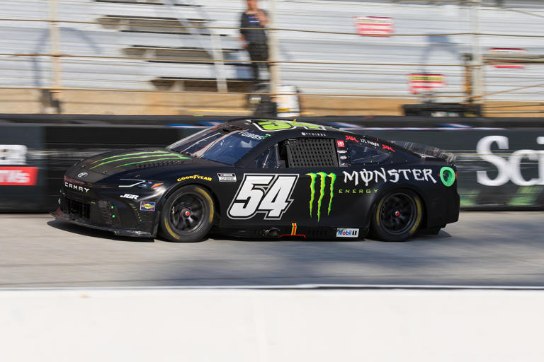 Ty Gibbs, No. 54 team rounding the corner after top-five at Bristol