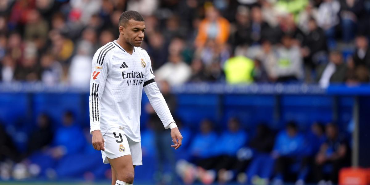 ¡Ya se conoce el audio de VAR de la roja a Mbappé!