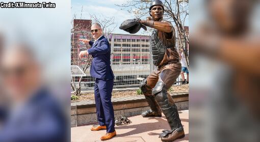 Joe Mauer joins Twins legends with statue marking his illustrious career