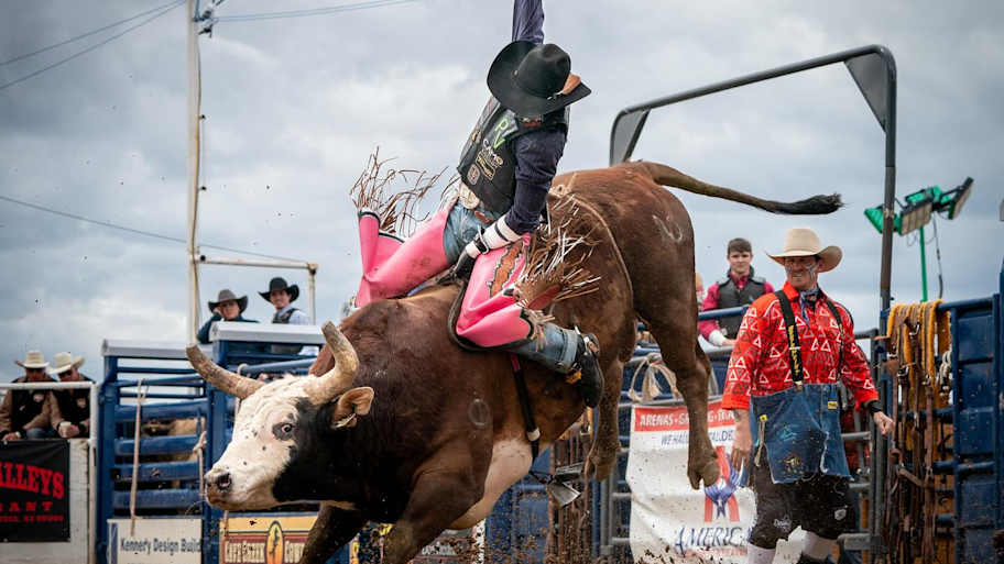 High Desert Double-Down Lifts Stratford Inside Bull Riding Top 20