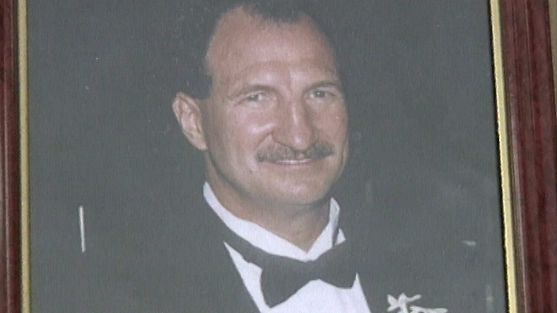 Honoring Secret Service agent Mickey Maroney, 1995