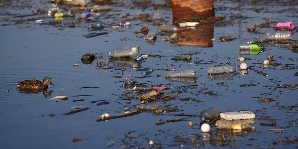 90 procent av plasten tillverkas med kol och olja