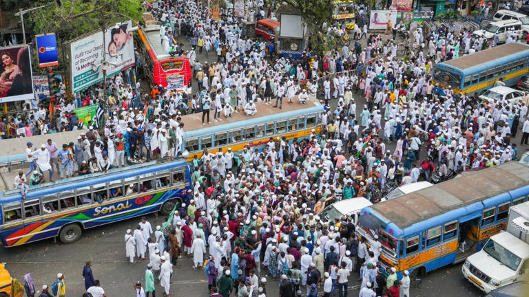 Thousands Protest In Hyderabad Against Waqf Amendment Act