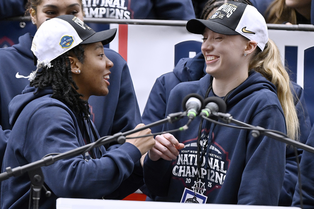 UConn women's basketball team Celebrates a "special day" with their ...