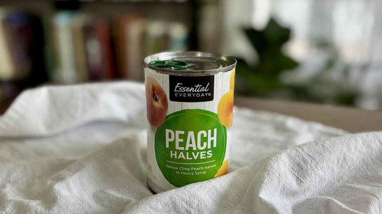 11 Canned Peaches, Ranked Worst To Best