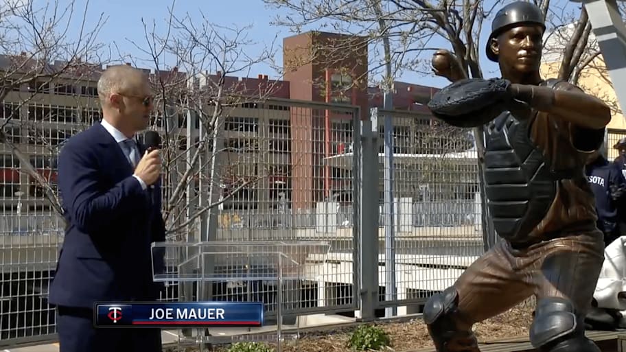 Twins Commemorate Native Son Joe Mauer With Target Field Statue