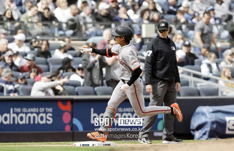 이정후, 연타석 홈런에 OPS MLB 2위 "팀 승리가 중요→이렇게 추운 날씨에서 경기는 처음"