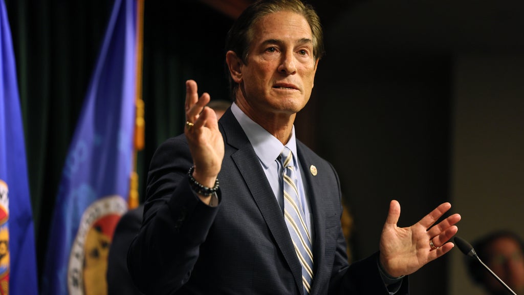 Menendez brothers' family blames LA County DA Hochman after their aunt ...